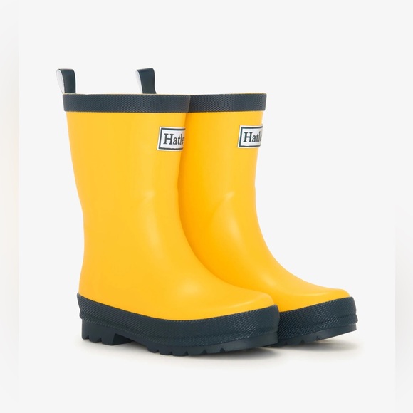Hatley | Shoes | Hatley Toddler Kids Yellow And Navy Rain Boots Toddler ...
